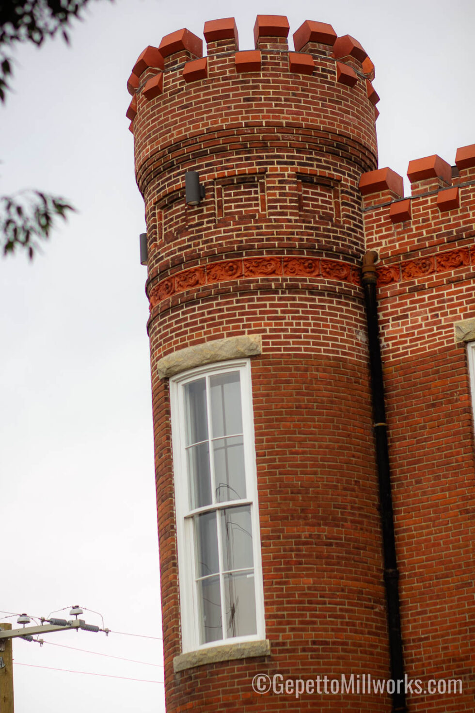 Solid Wood Historic Replacement Windows Built in Virginia